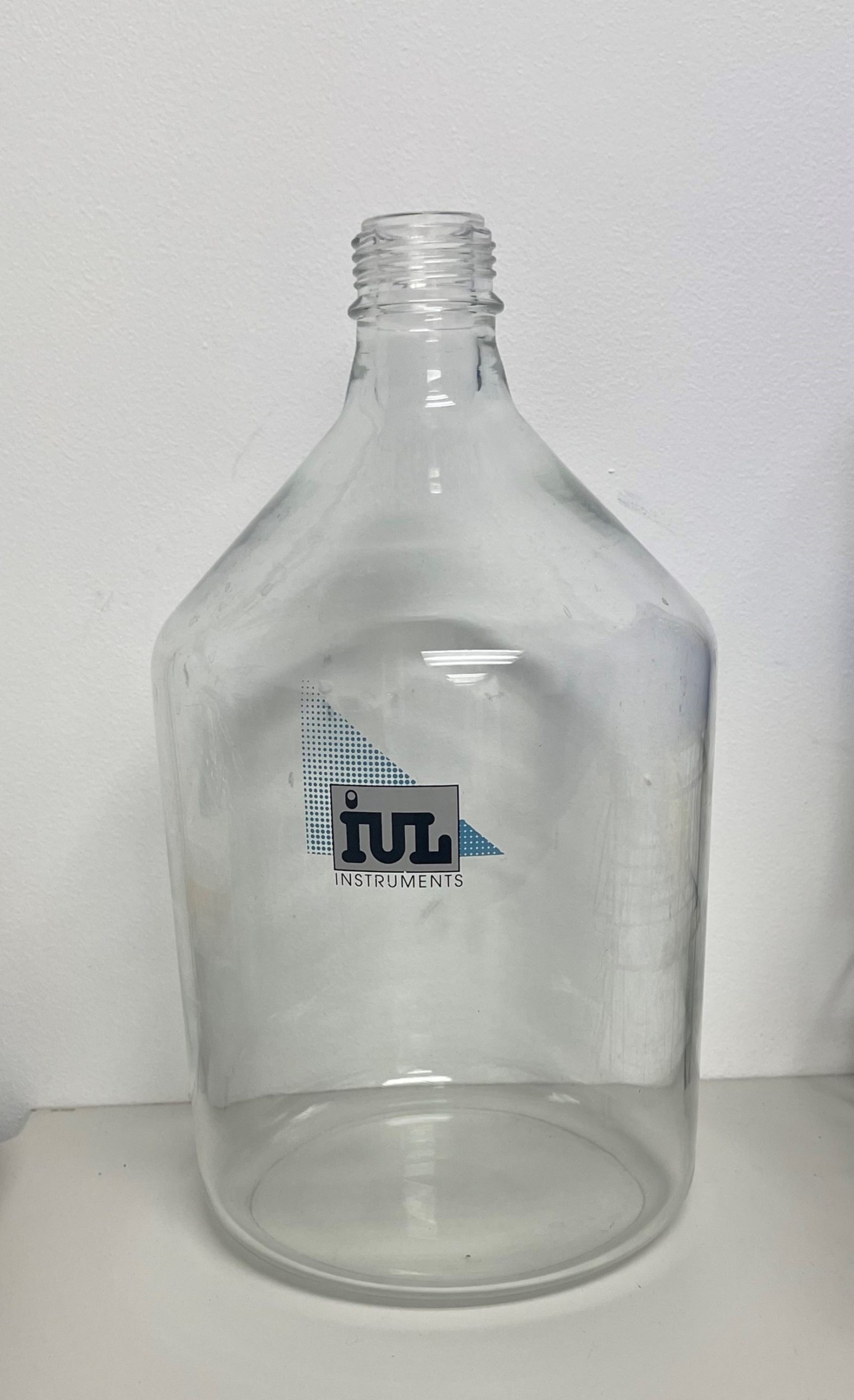 Autoclavable bottle 5L - Neutec